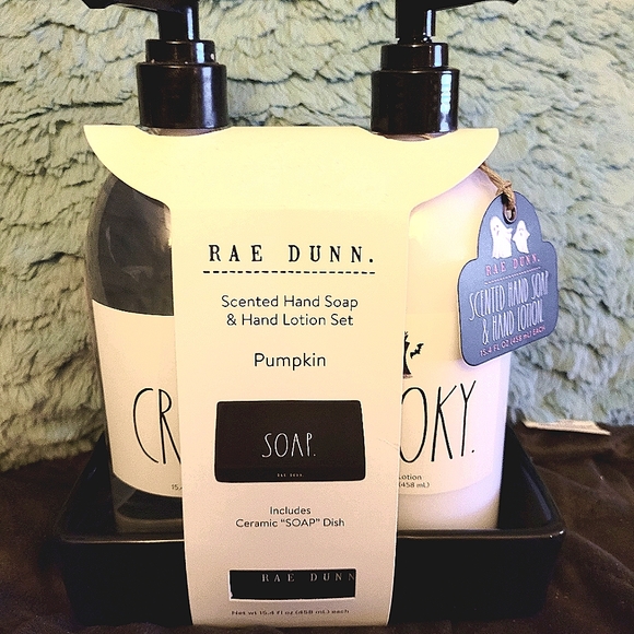 Rae Dunn | Bath & Body | Rae Dunn Creepyspooky Set With Ceramic Dish ...
